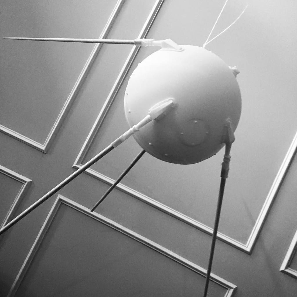 💭 Sputnik 1 - Diseño OpenSource de LeftBrain Co.・Archivo STL Gratis ...