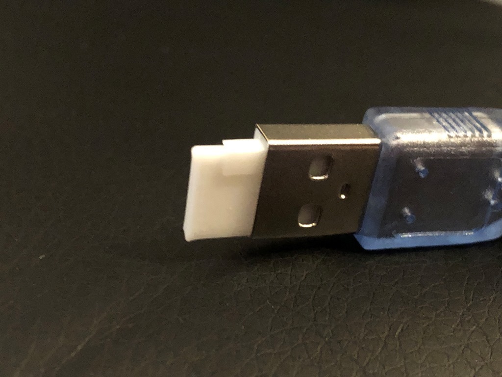 Free STL file USB cable +5v Pin-1 isolator 💾 ・3D printable model to ...