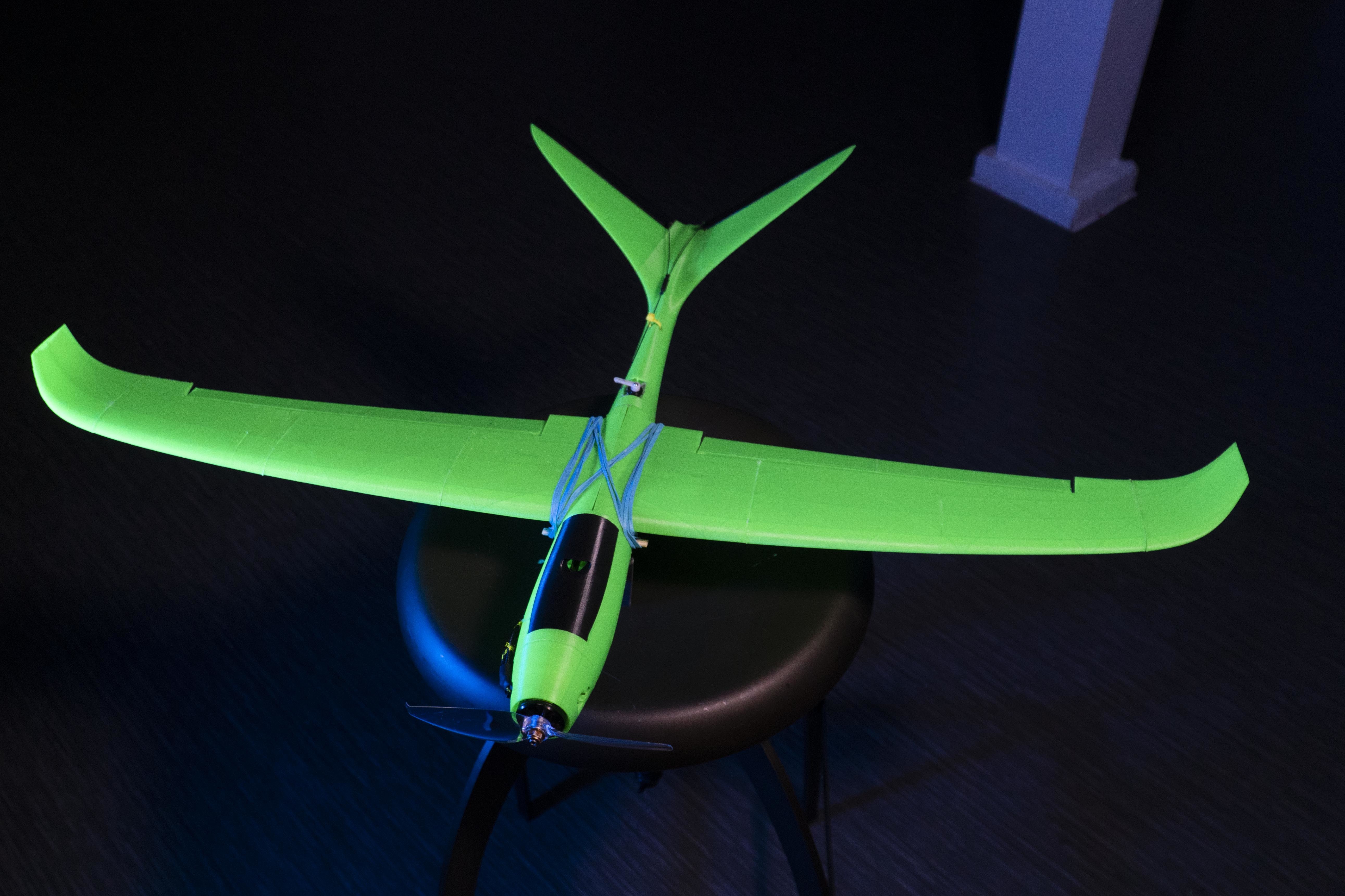 STL file RC V-Tail Airplane Hotliner 🛩️ ・3D printable design to ...