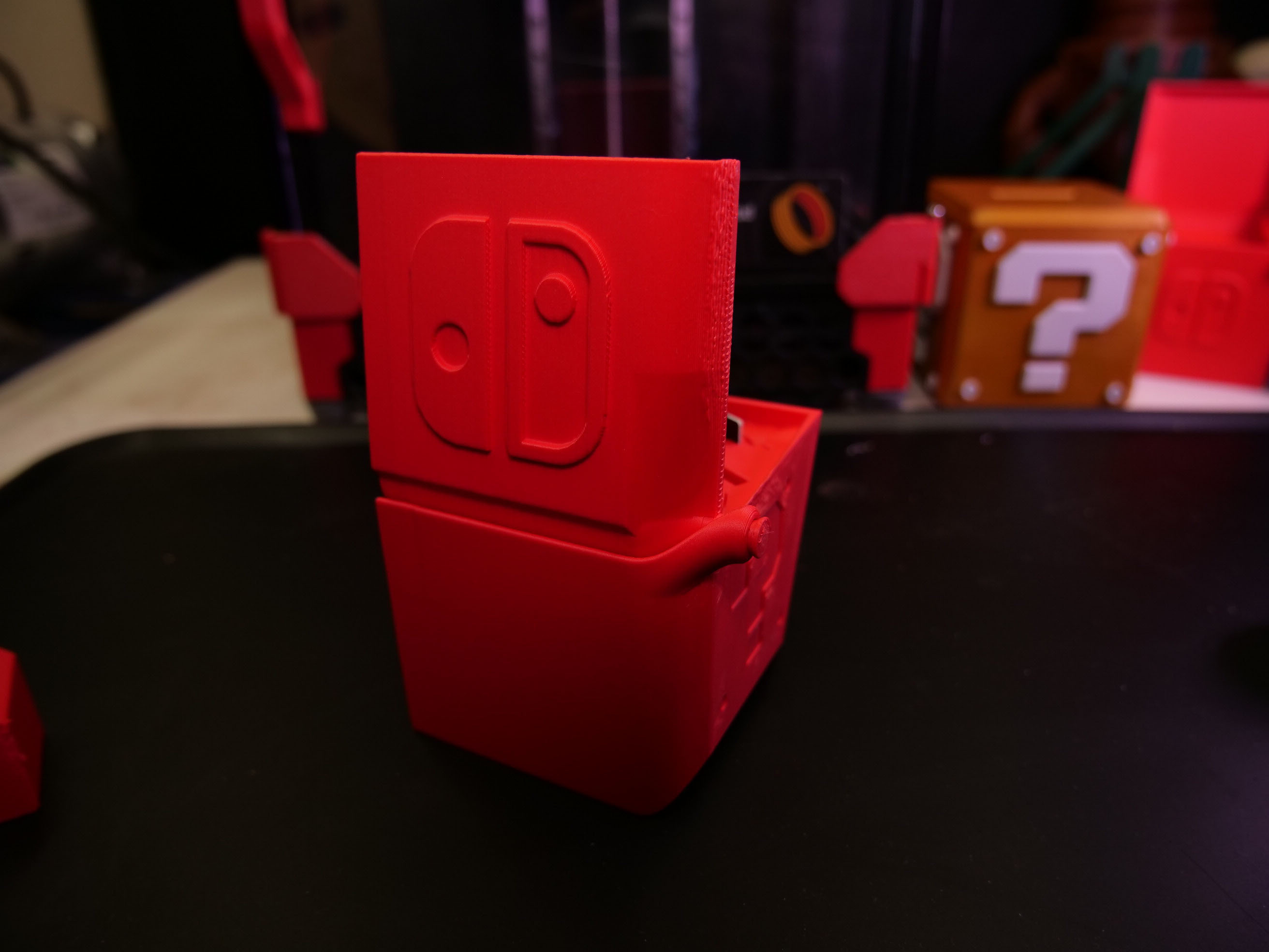 📦 RE-MIX PIP SPRING BOX Holding my CARD NINT/SW・Free STL File for ・Cults