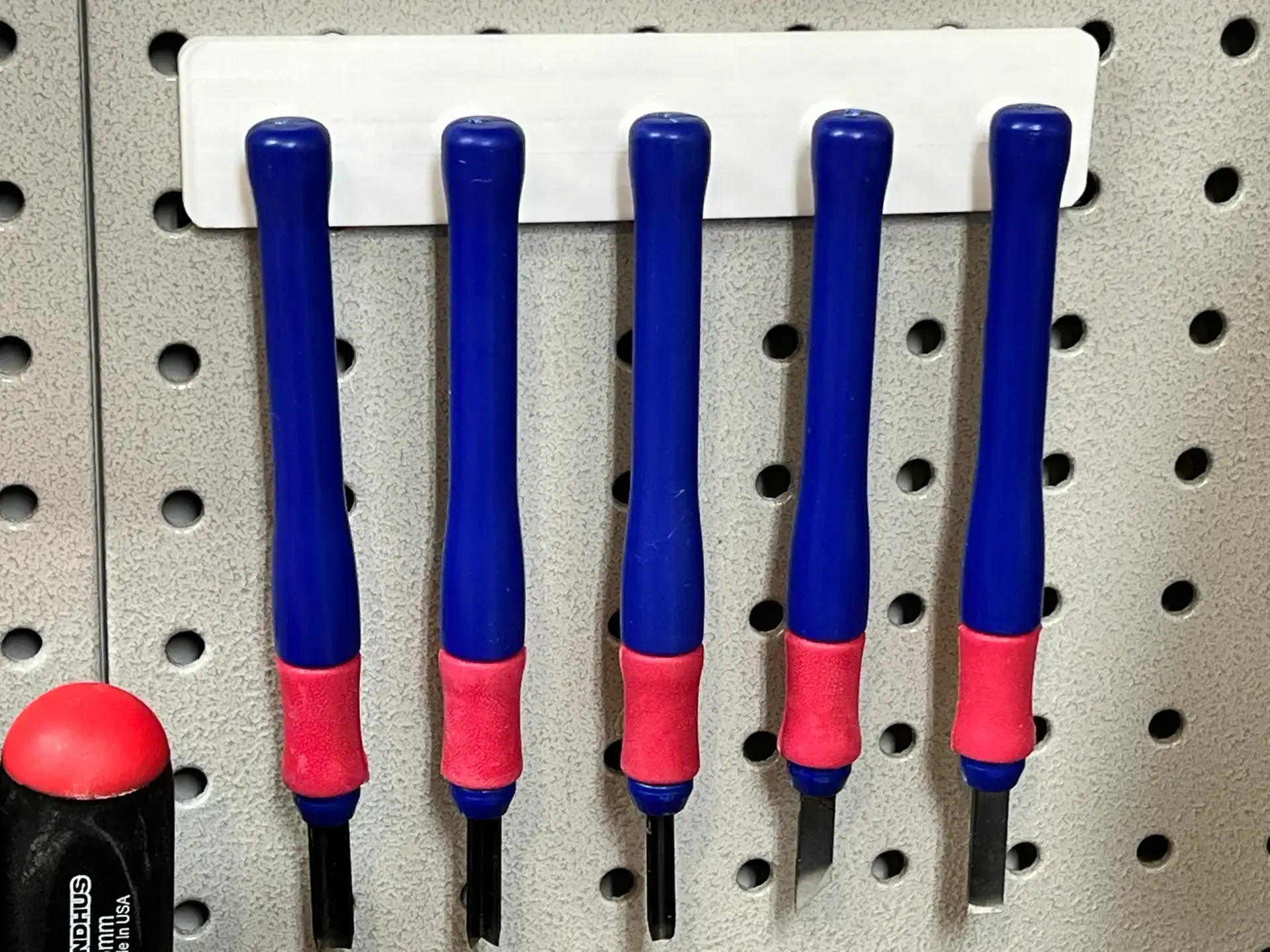 Free 3D file Stand and pegboard holder for Octave support cutting tool kit 🧞‍♂️ ・3D printing ...