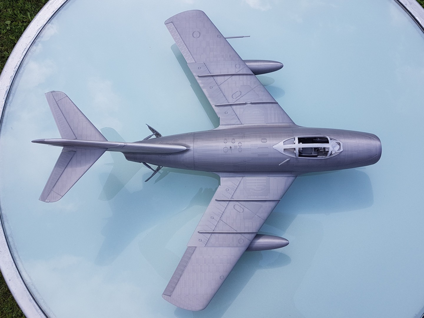 🛩️ MiG-15 - Detailed 1:16 scale model kit・ 3D File for ・Cults