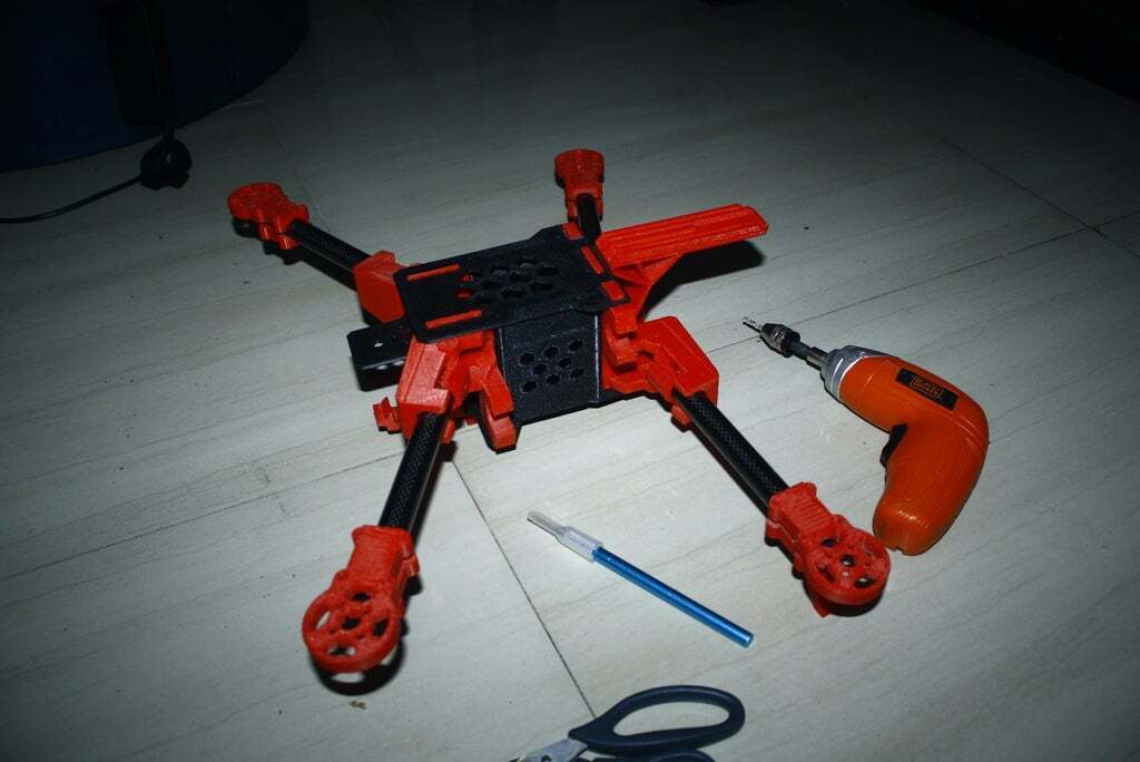 🪰 Fatboy fly... (Voltus V2 with 16mm CF tube)・Free STL File for ・Cults