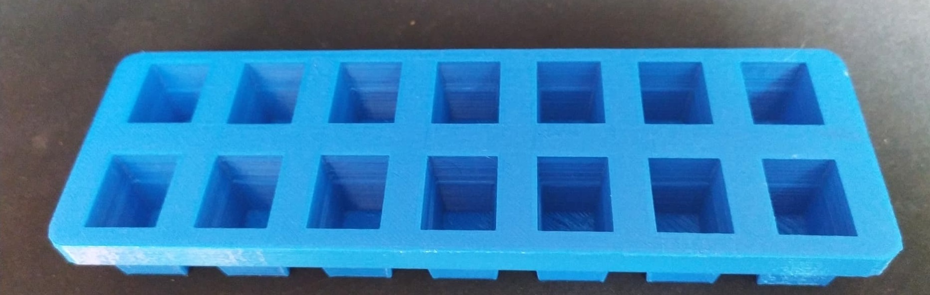 Free STL file Ice-Cube Tray / Bac à Glaçon 🧊 ・3D print model to ...