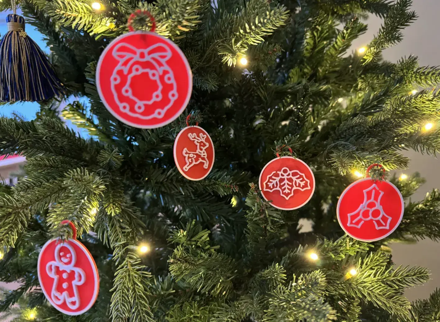 Free 3D file 5 pieces christmas ornaments 🎄 ・3D printable design to download・Cults