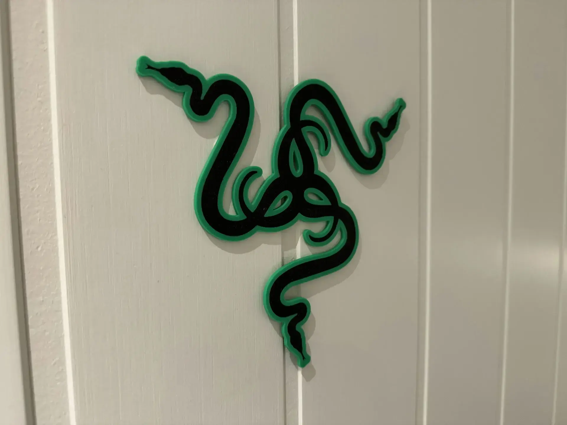 Free 3D file Razer Logo Wall Art 🎨 ・3D printer design to download・Cults
