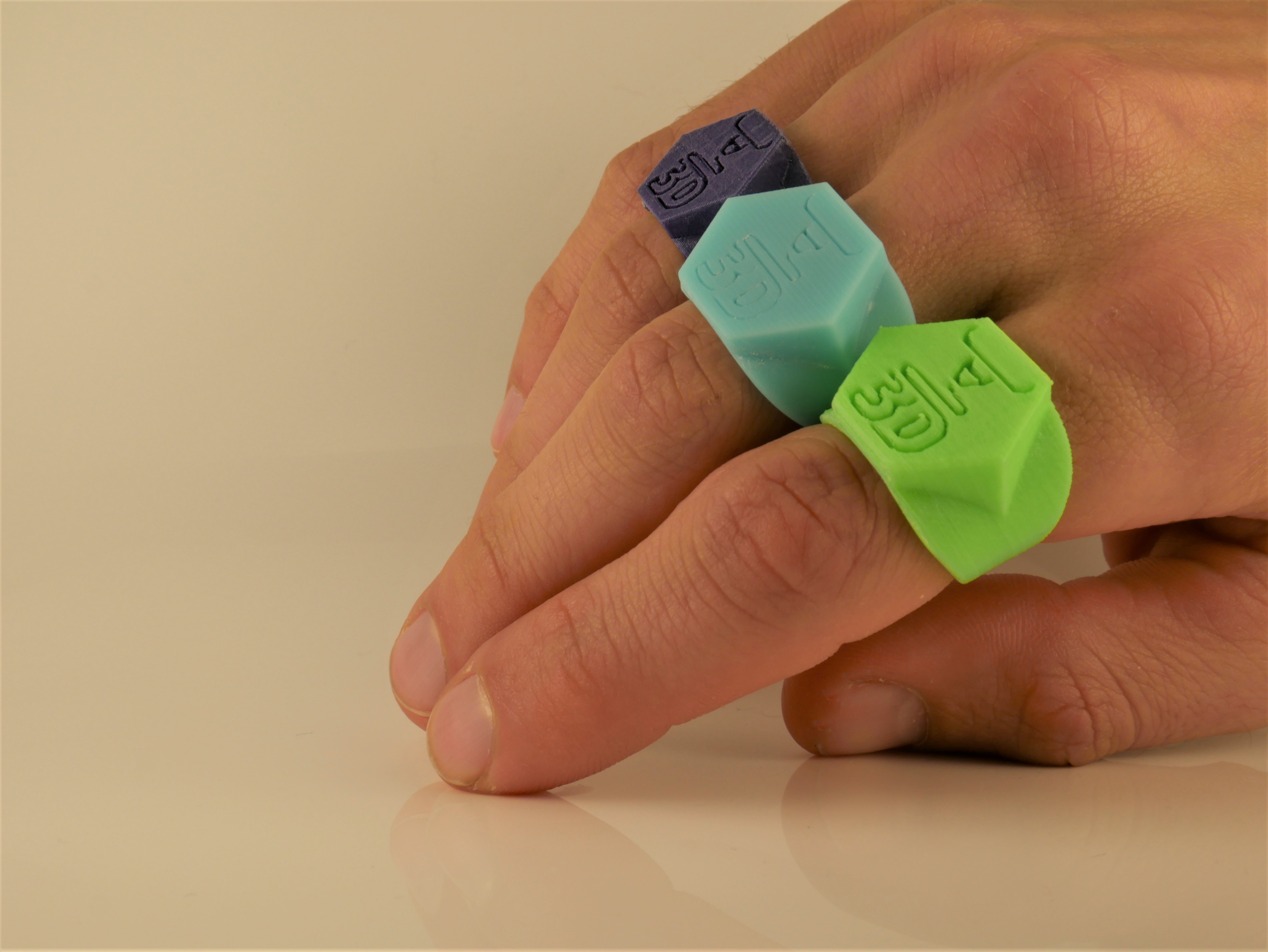 STL file 3D printed ring 💍・3D printing model to download・Cults