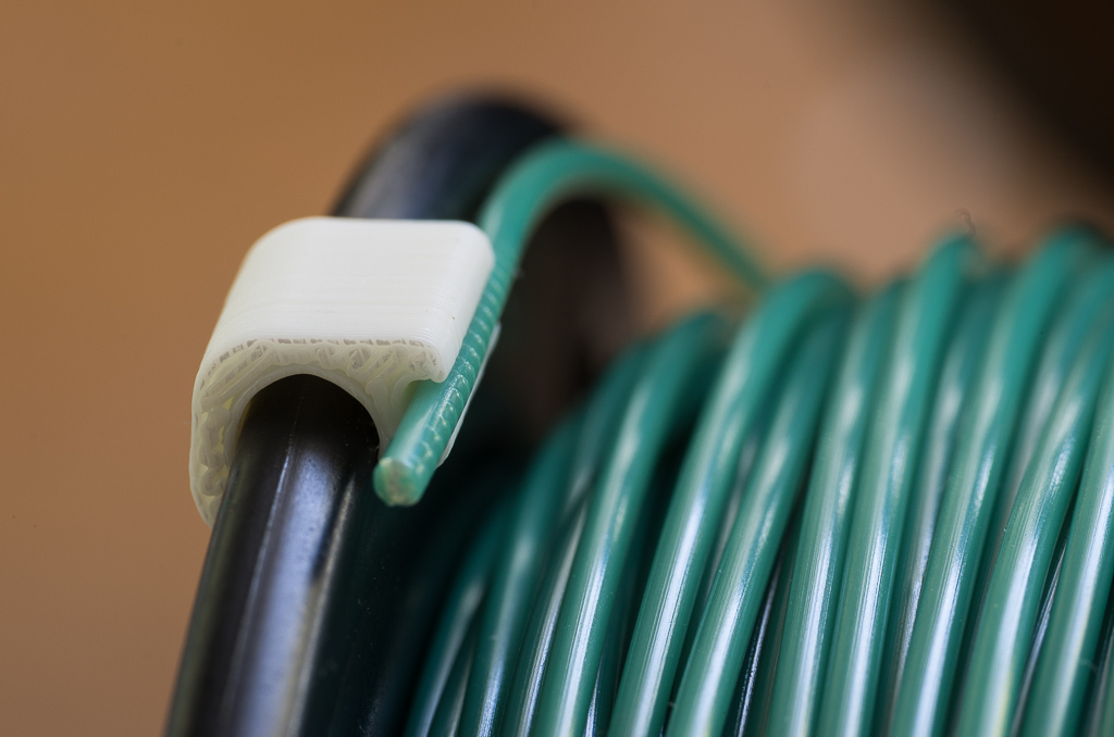 Free STL file Filament Spool Clip 🪢・3D printer design to download・Cults