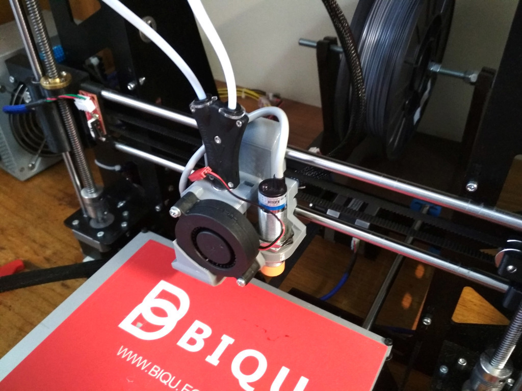 Free 3D file Bowden E3D Titan Extruder w/ 18mm Sensor and Fan Mounts ...