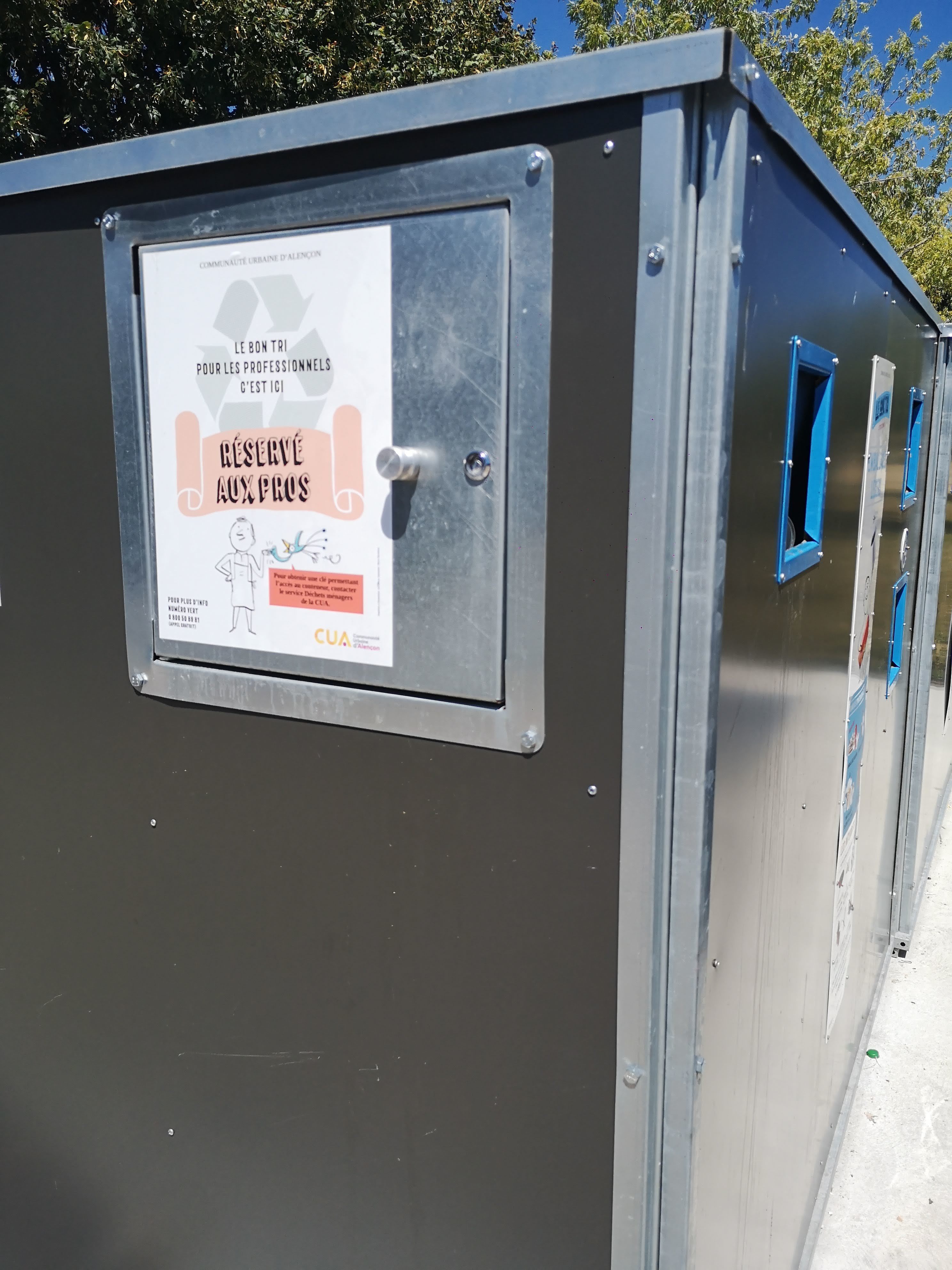 STL file Garbage key, waste container, electrical cabinet, etc. 🗑️ ...