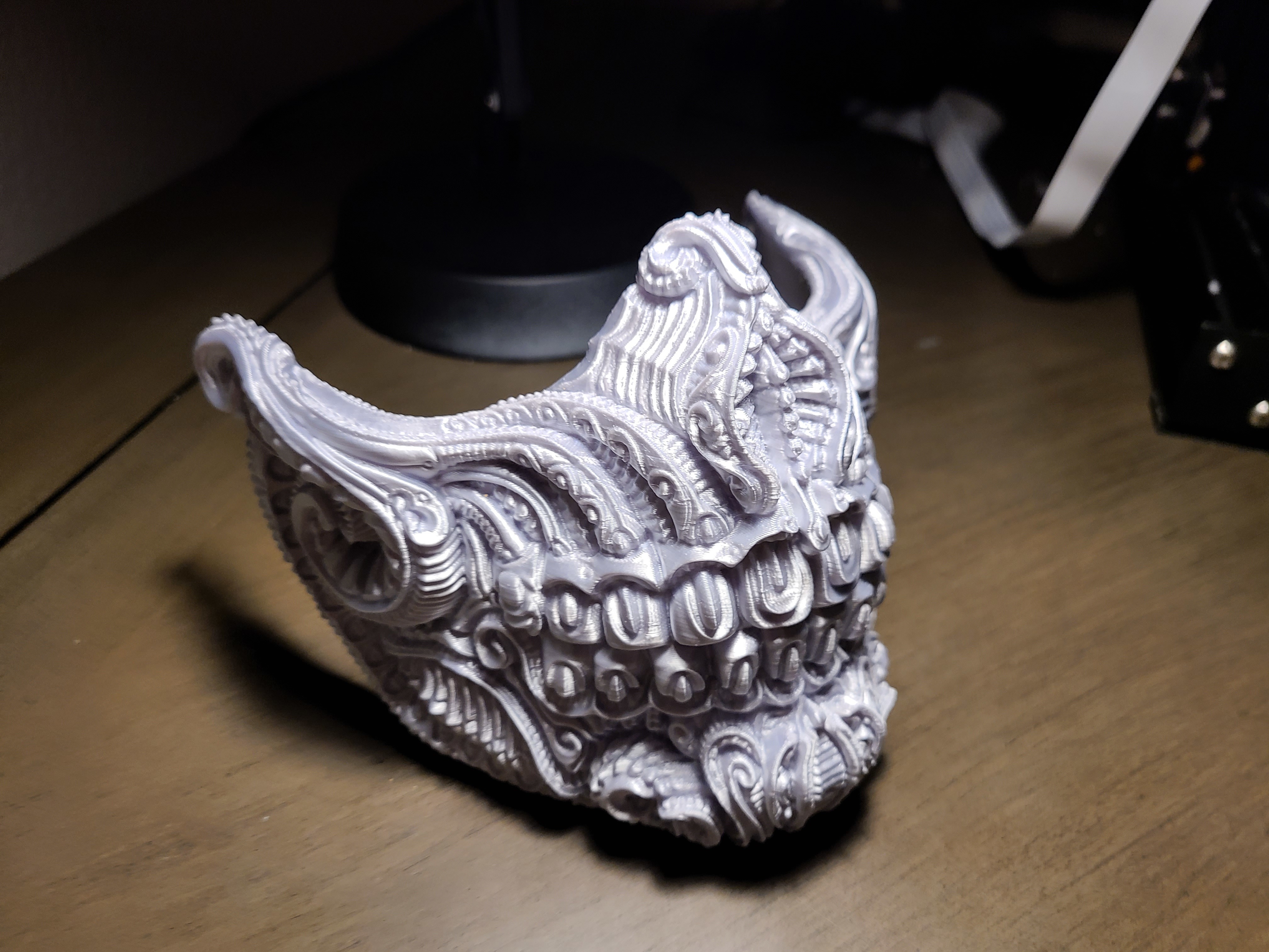 3D print Biomechanical Half mask • made with Ender 3 Pro・Cults