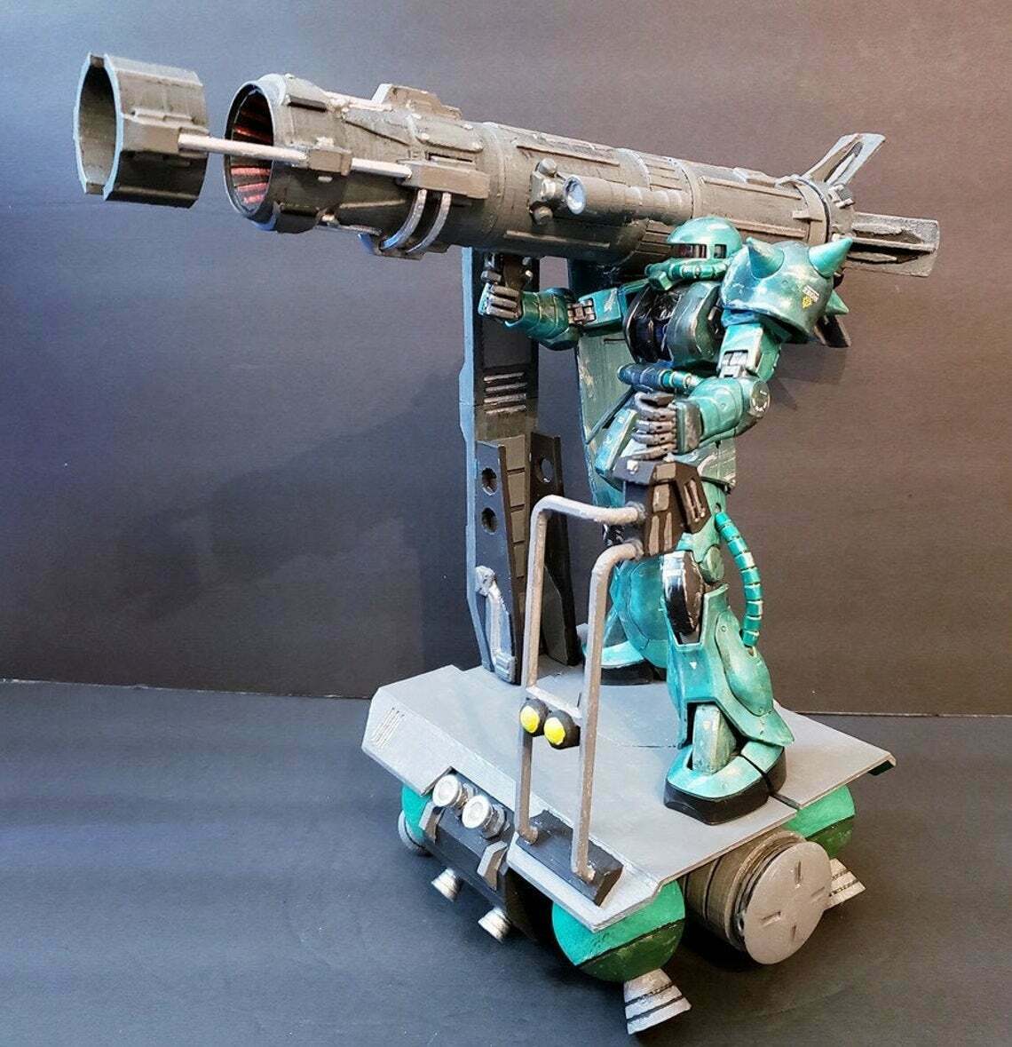 STL file Gundam 1/100 MG Skiure 🤖 ・3D print design to download・Cults