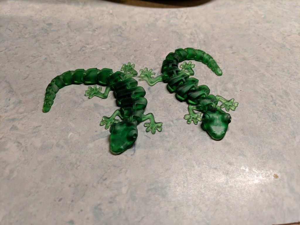 3D printing Articulated Lizard v2・Cults