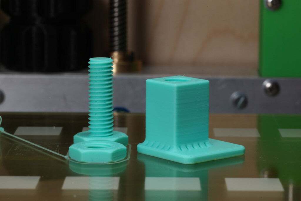 Free STL file M8 Nut and Screw 🔩 ・3D printer model to download・Cults