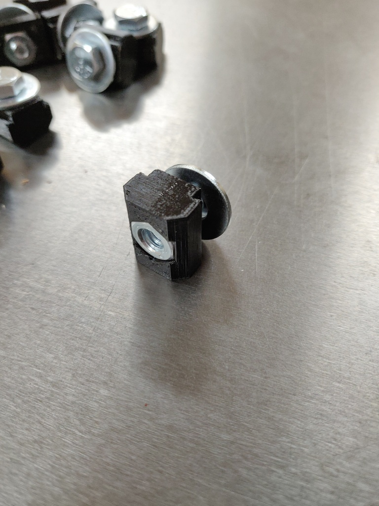🔧 Incra TS-LS Rail T-Slot Nuts for 1/4-20・Free STL File for ・Cults