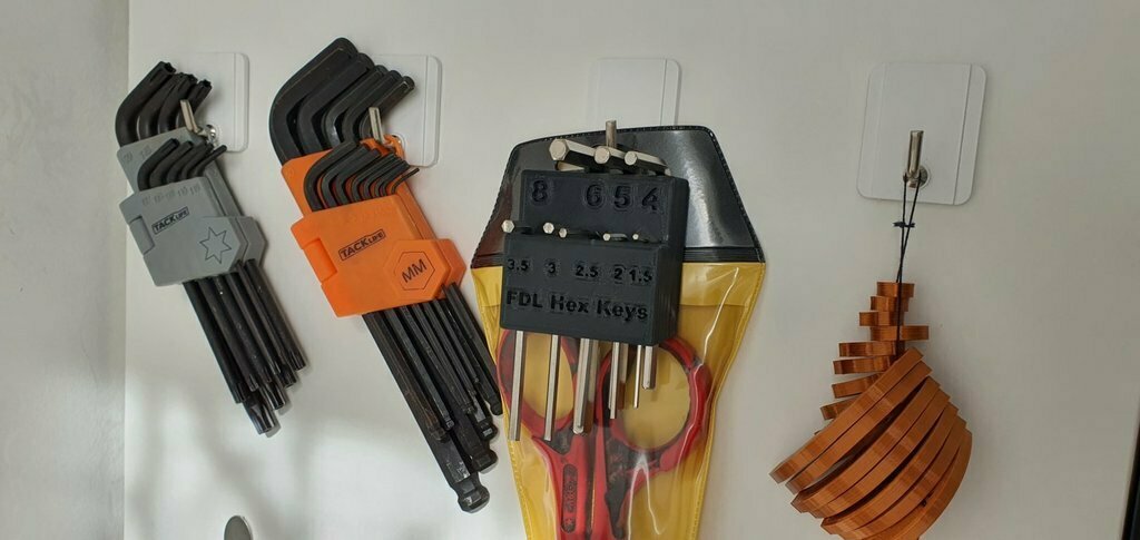 🔑 Hex keys holder・Free STL File for ・Cults