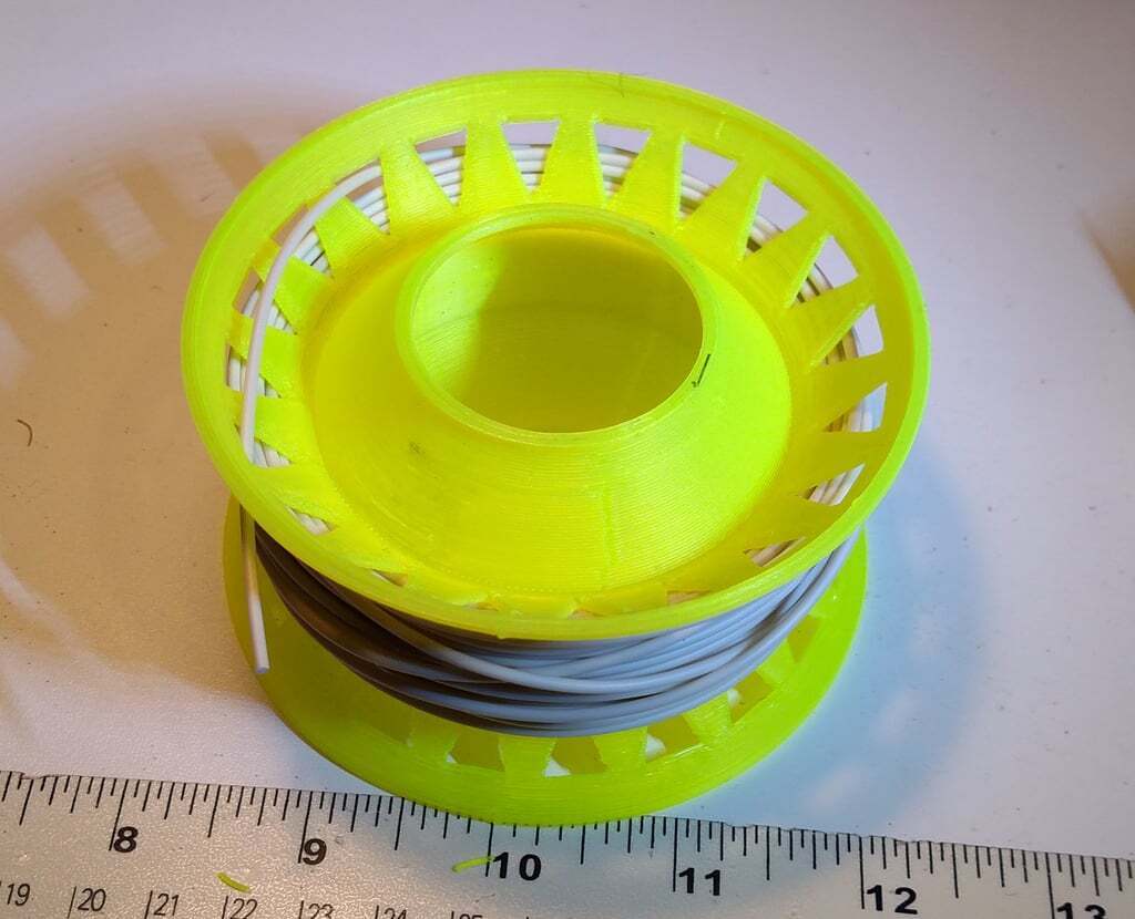 3D printable One Piece Customizable Spool・Cults