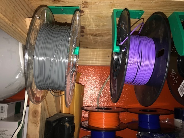 Free 3D file Under workbench Filament hanger 🪢 ・3D printable model to ...