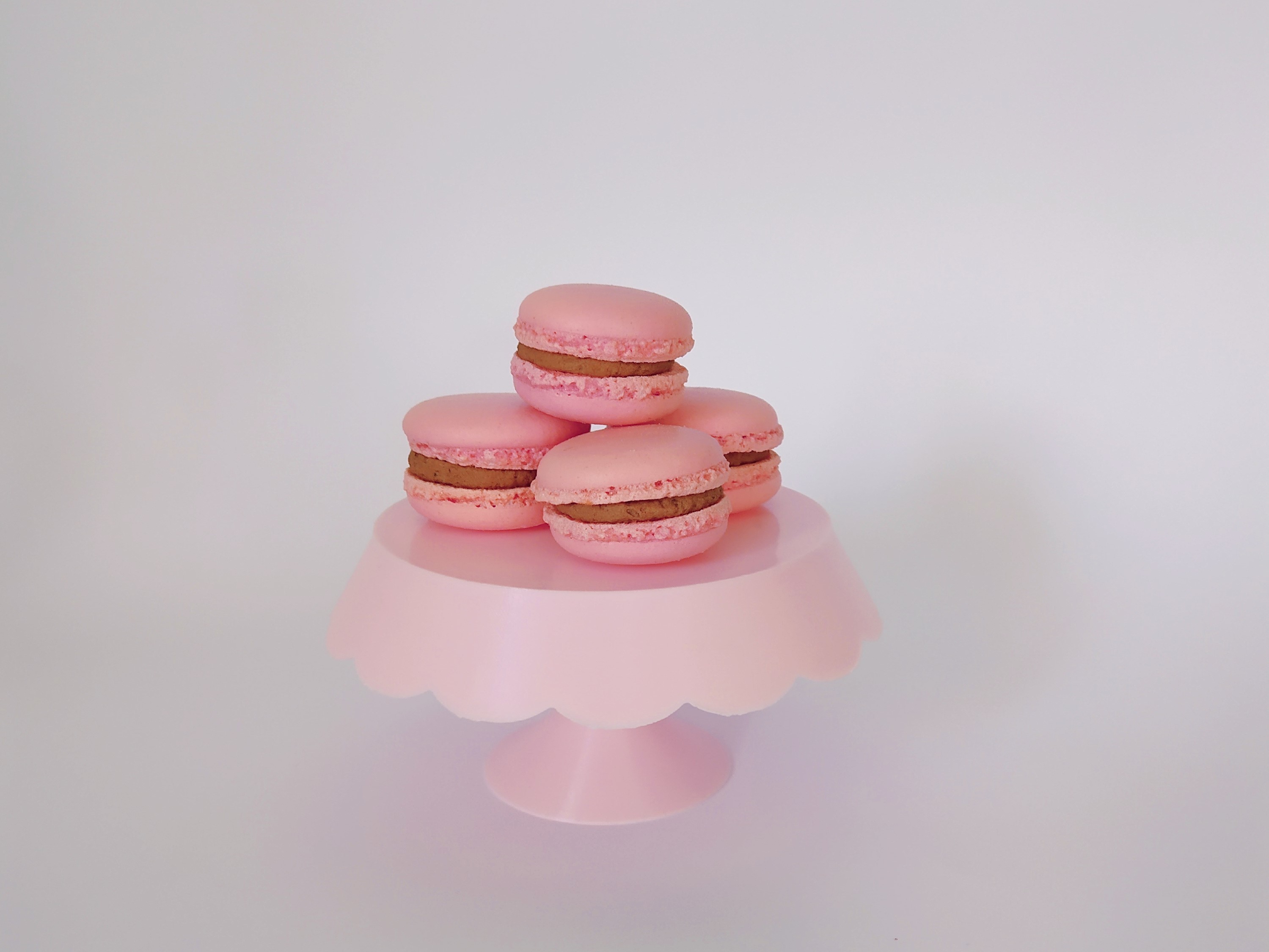 STL file Cake stand for donuts cupcakes and macaroons. 🍰 ・Design to ...