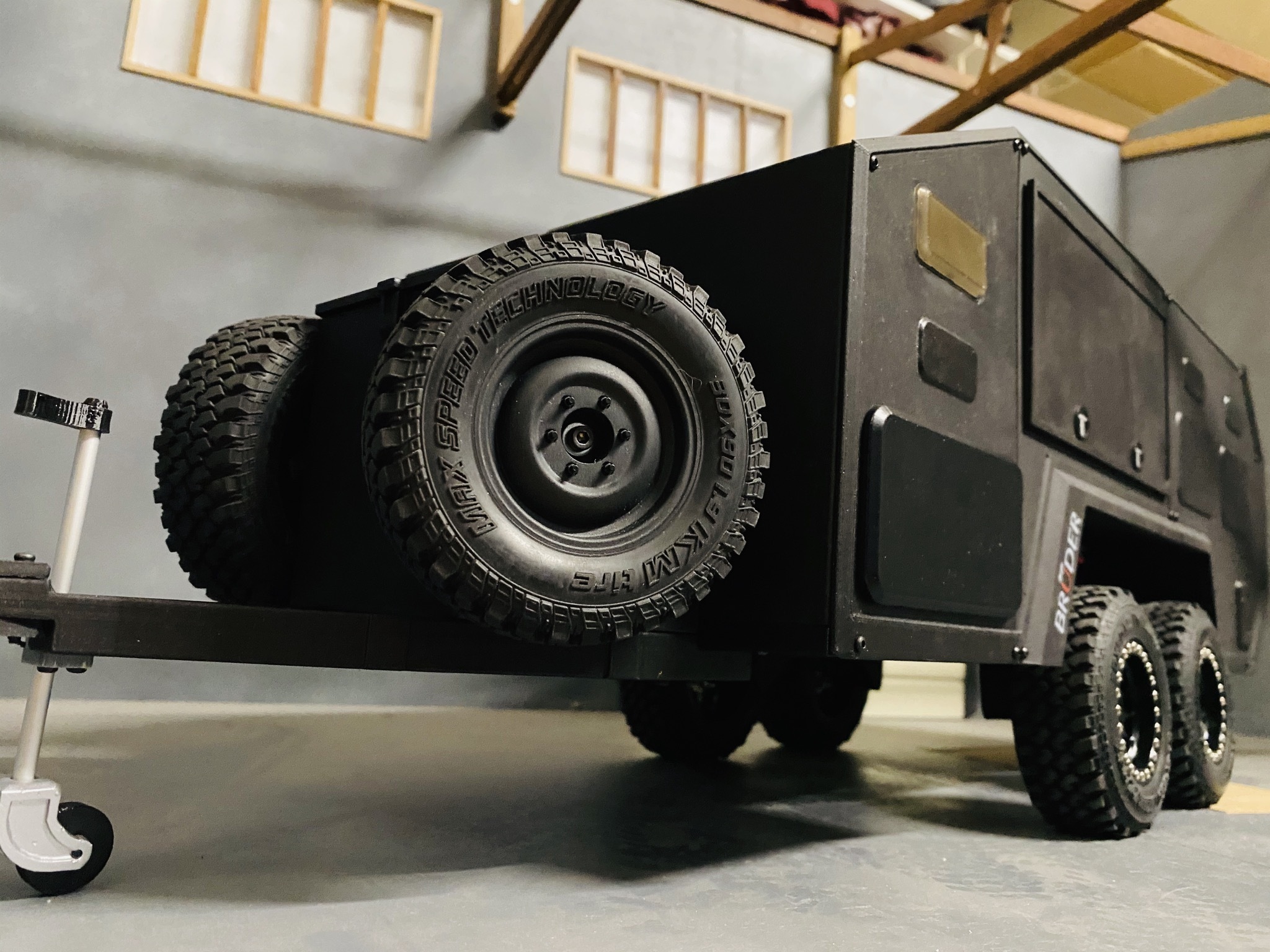 3D printable 🦎Rc 1/10 scale camper Bruder EXP-6 off-road caravan • made ...