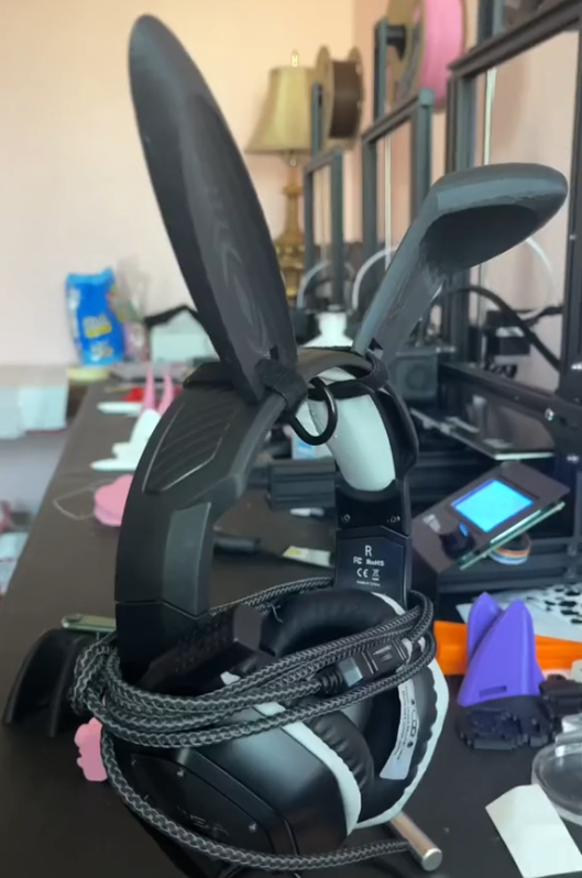 STL file RABBIT EARS FOR HEADPHONES 🐇 ・3D printer design to download・Cults
