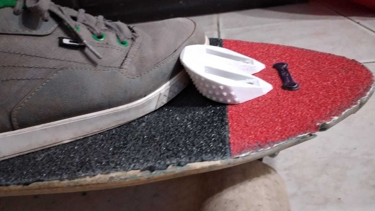 3D file Foot stop longboard 🦶 ・3D printing design to download・Cults