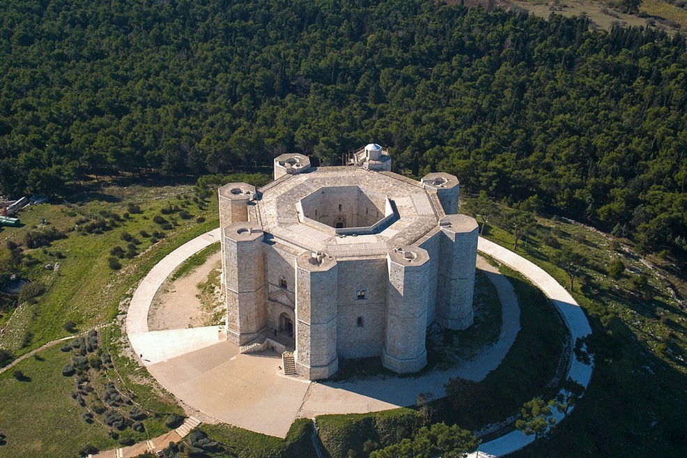 Archivo STL Castillo del monte 💶 (OBJ)・Modelo para descargar y imprimir ...
