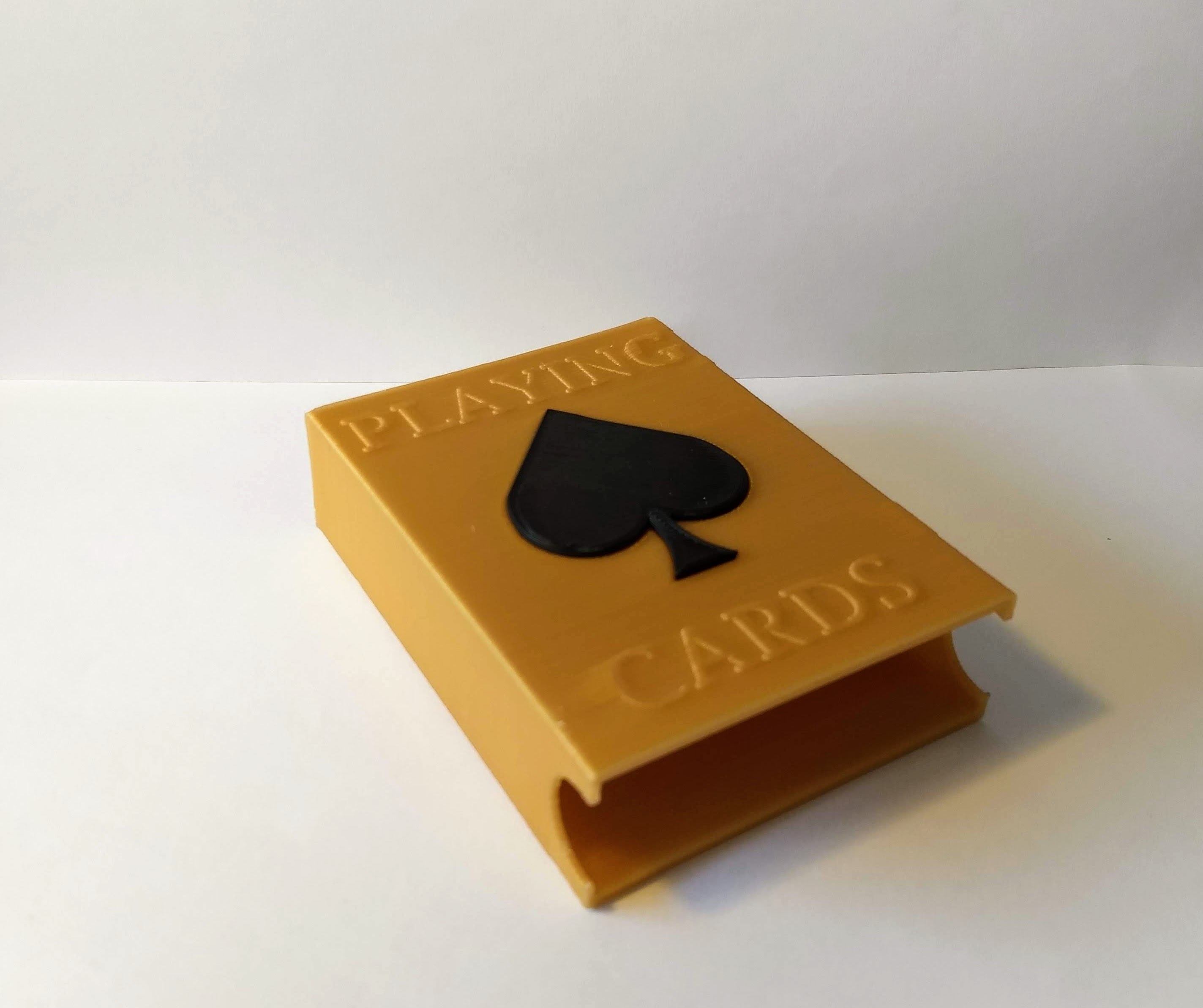 Free STL file Playing cards protection box 🃏 ・3D printing idea to ...