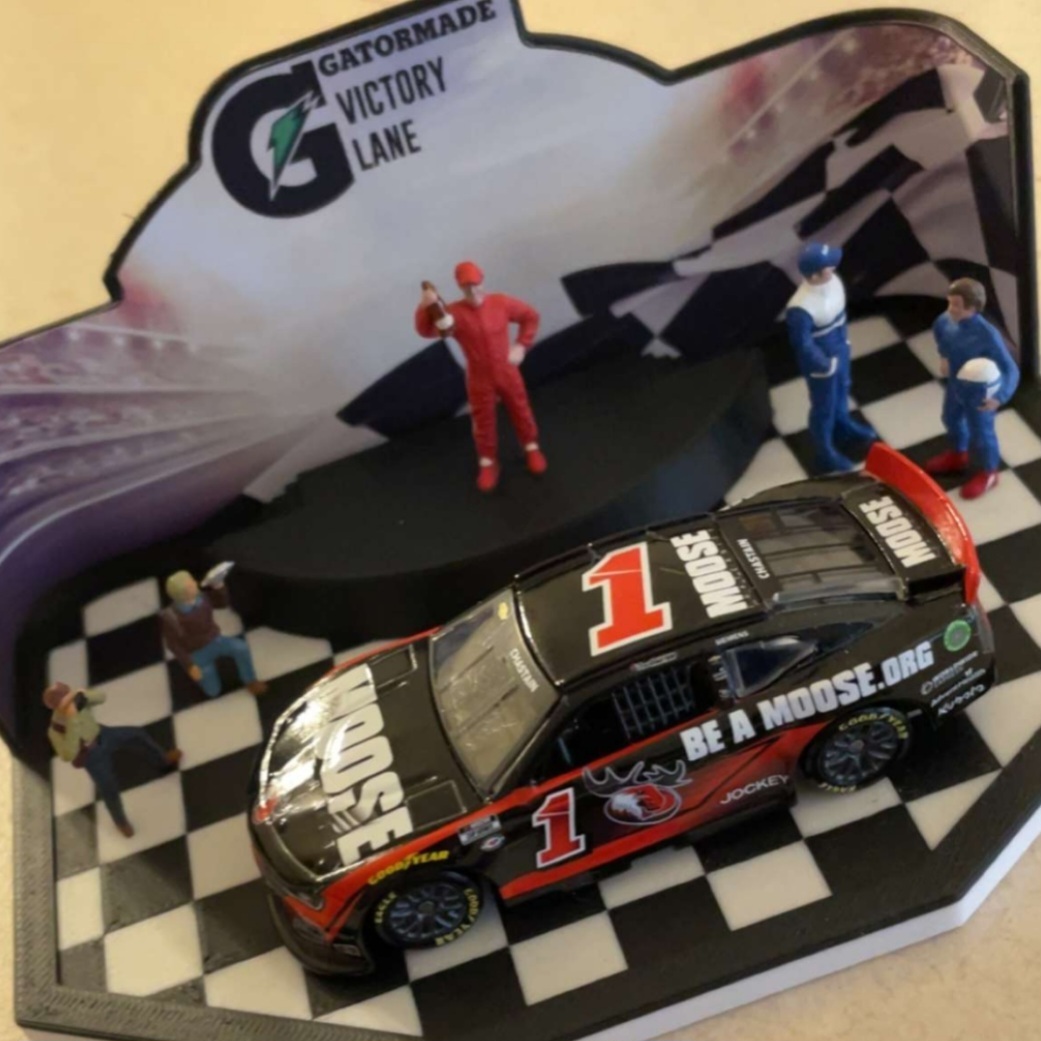 ️ The Winner! - A Victory Lane / Winners Circle for 1:64 scale models ...