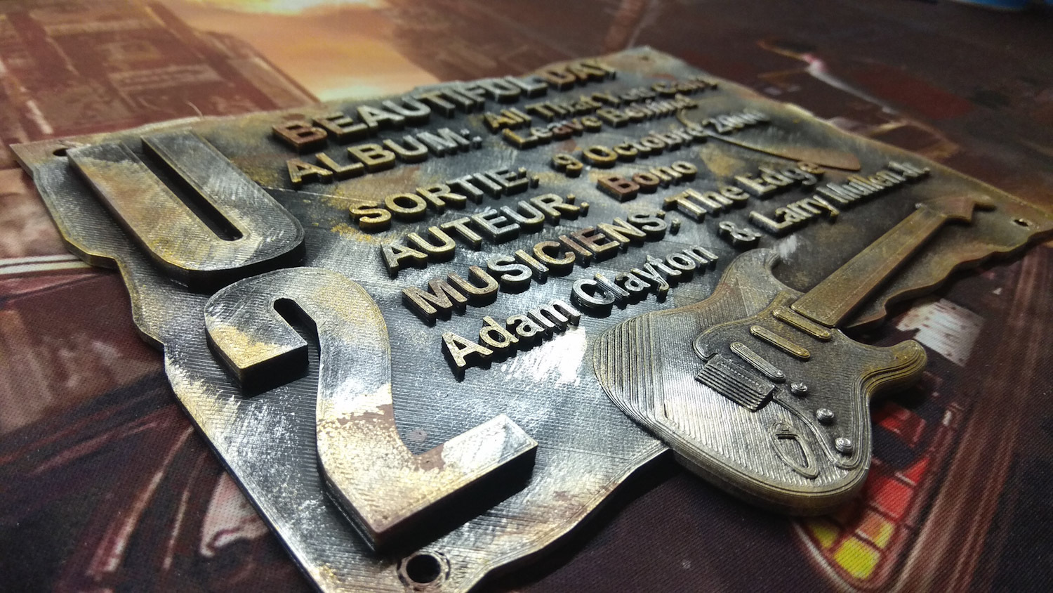 STL file U2 Beautiful Day plate 🪨 ・3D print model to download・Cults