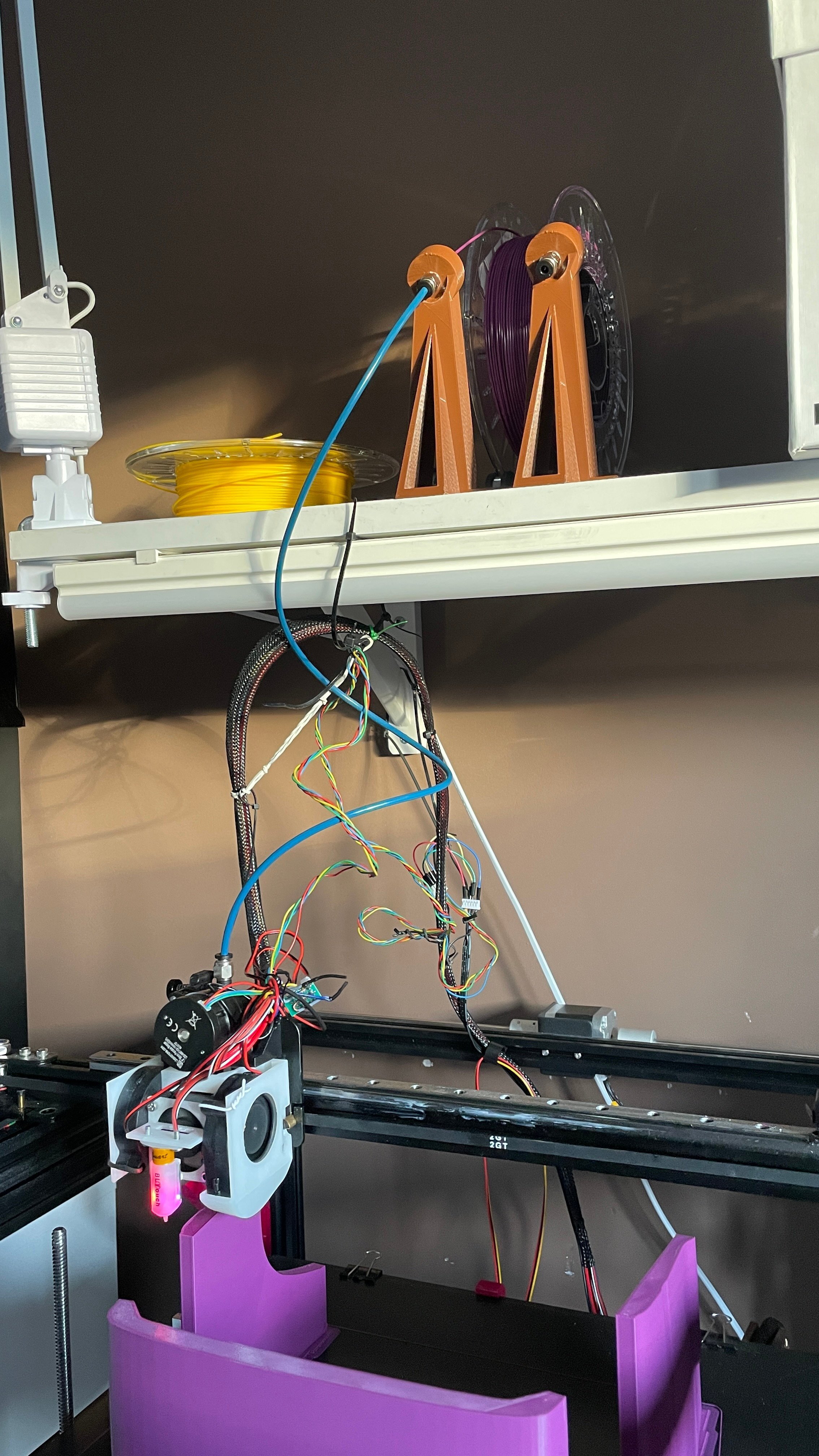 3D printing Rigid filament guide with screw holes・Cults