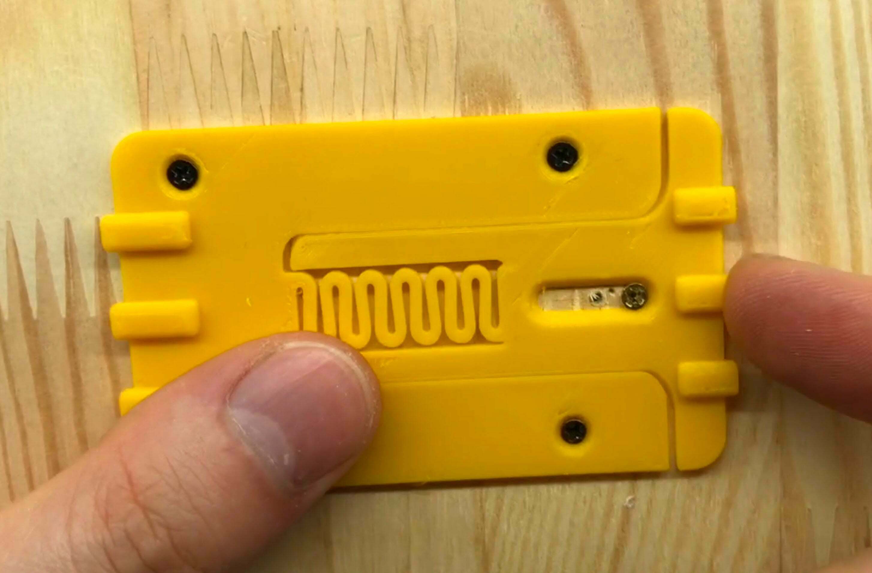 Free STL file Smart faucet on Arduino (filter resource counter) 🔧 (DXF ...