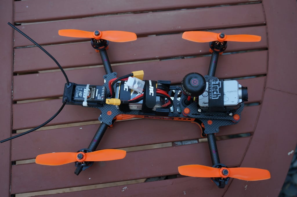 3D printed Receiver Mount Futaba R7008SB・Cults