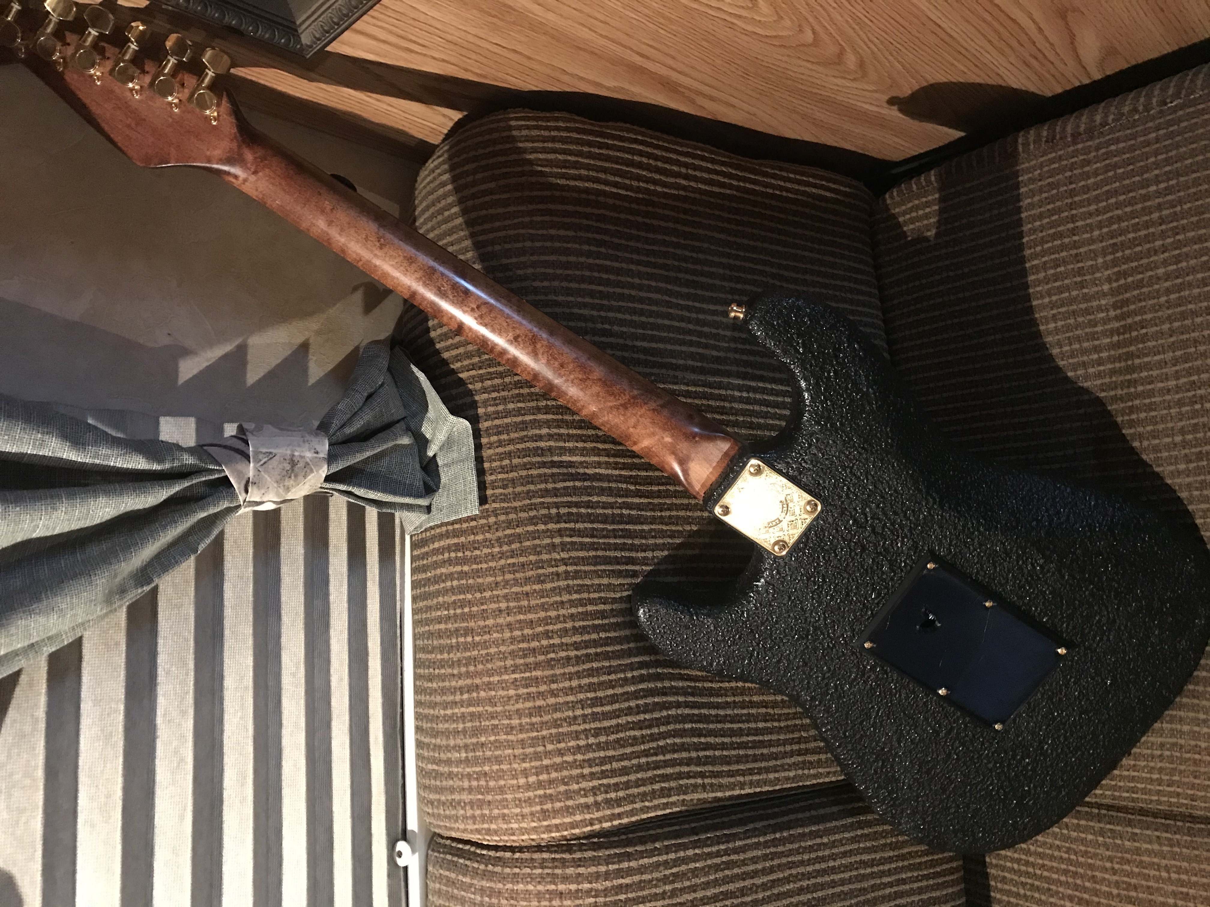 Free STL file W.A.R. Stratocaster Extended Backplate 🎸 ・3D print object ...