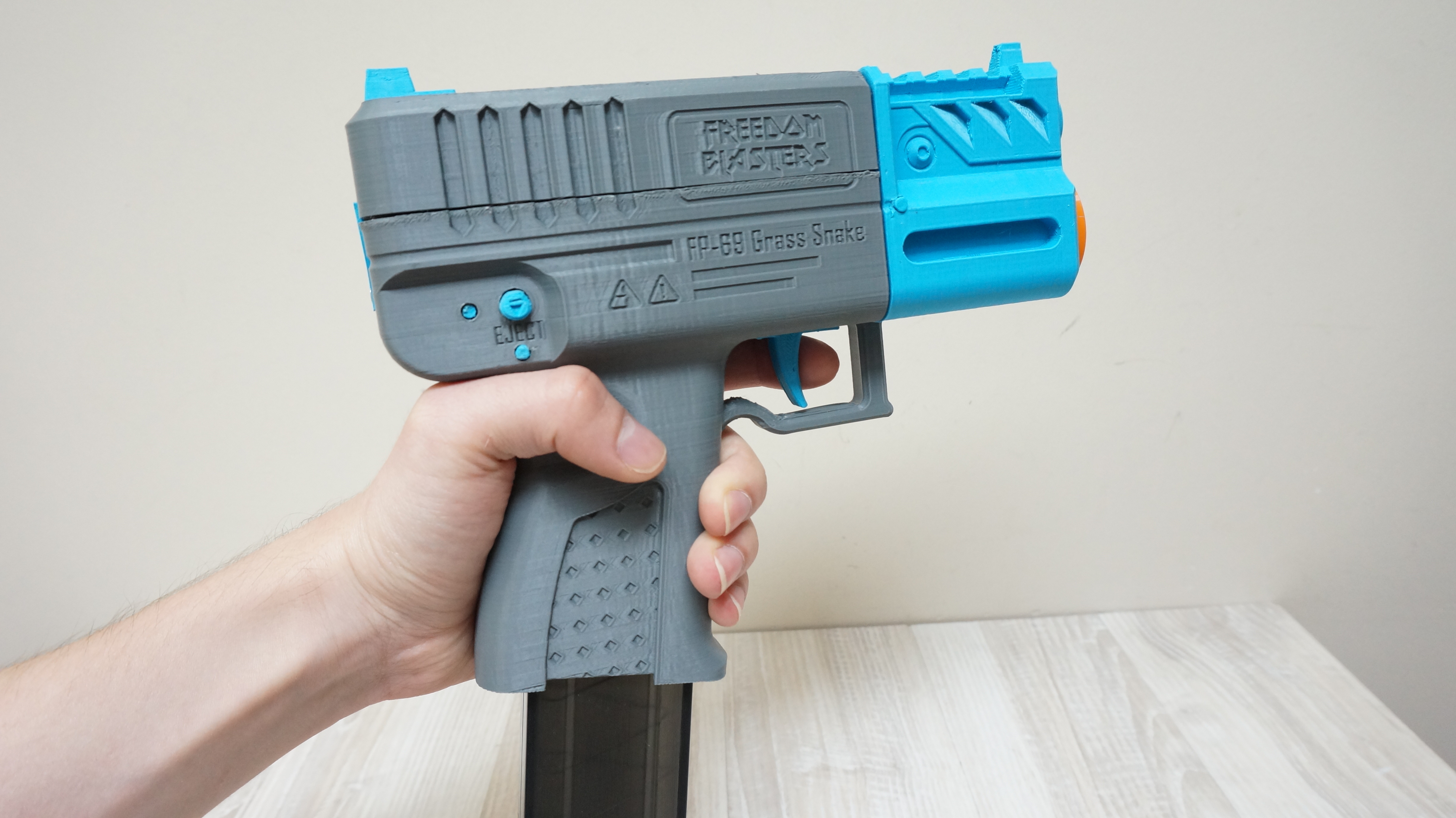 🌱 Grass Snake V2 talon mag Nerf flywheel blaster FP-69 half darts・ 3D ...