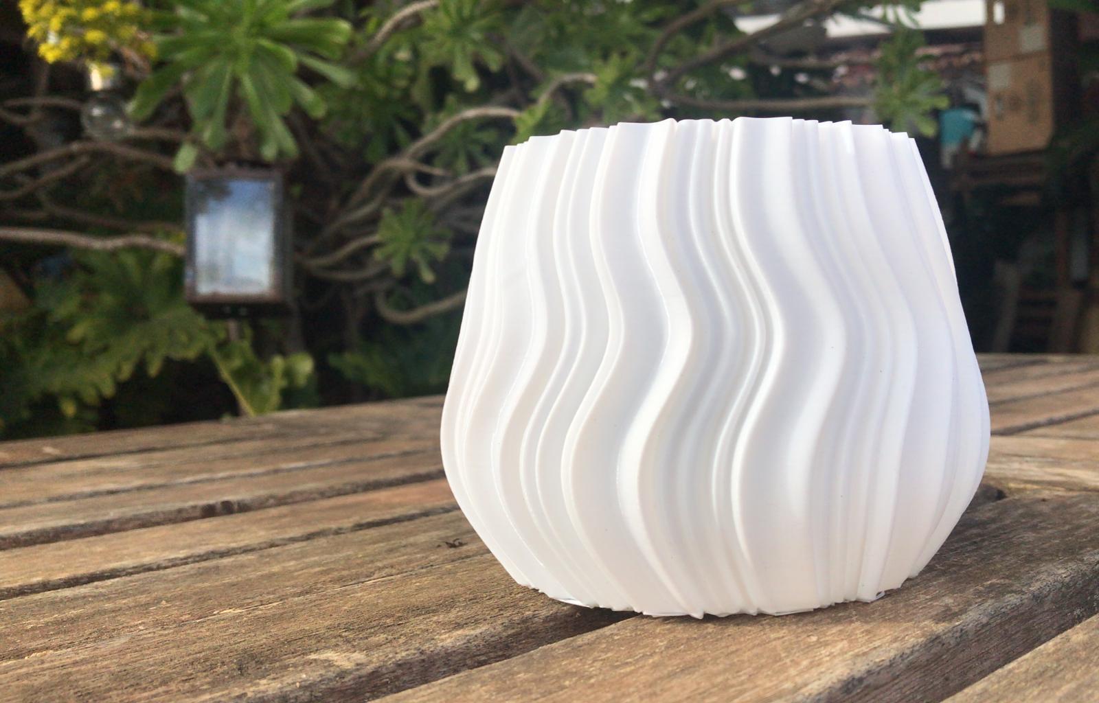 STL file Modern Vase/ Lamp 🏺 ・3D printer design to download・Cults
