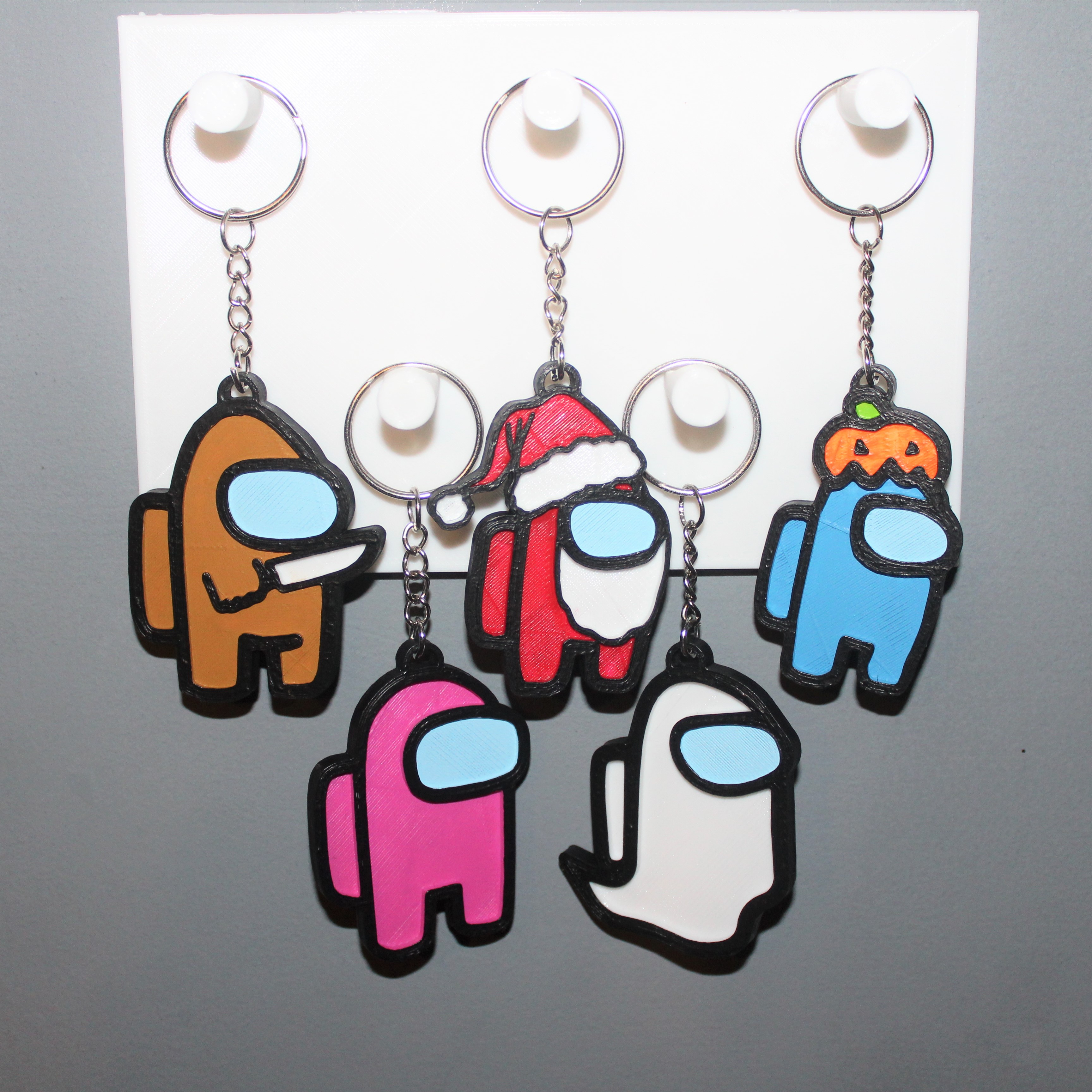STL file 5 Keychain Among us 🗝️ ・3D printer model to download・Cults