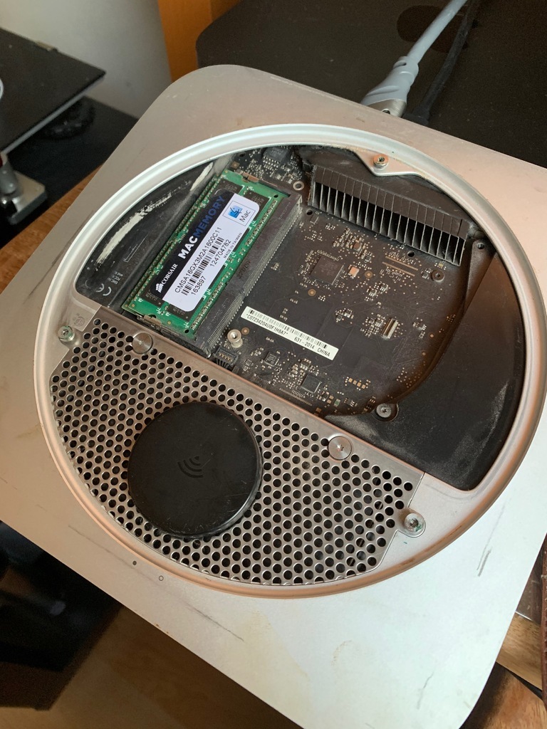 Archivo 3D gratis Base del ventilador de refrigeración del Mac Mini ...