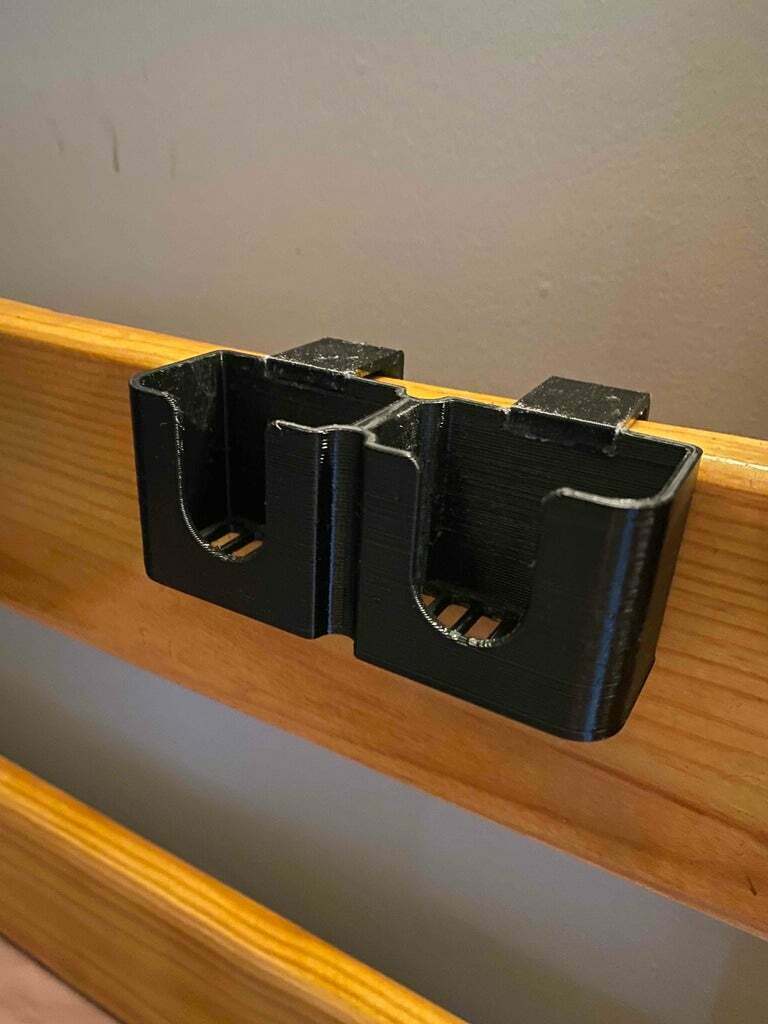 Free STL file Dual Remote Bed Holder 🛏️ ・3D printable design to ...