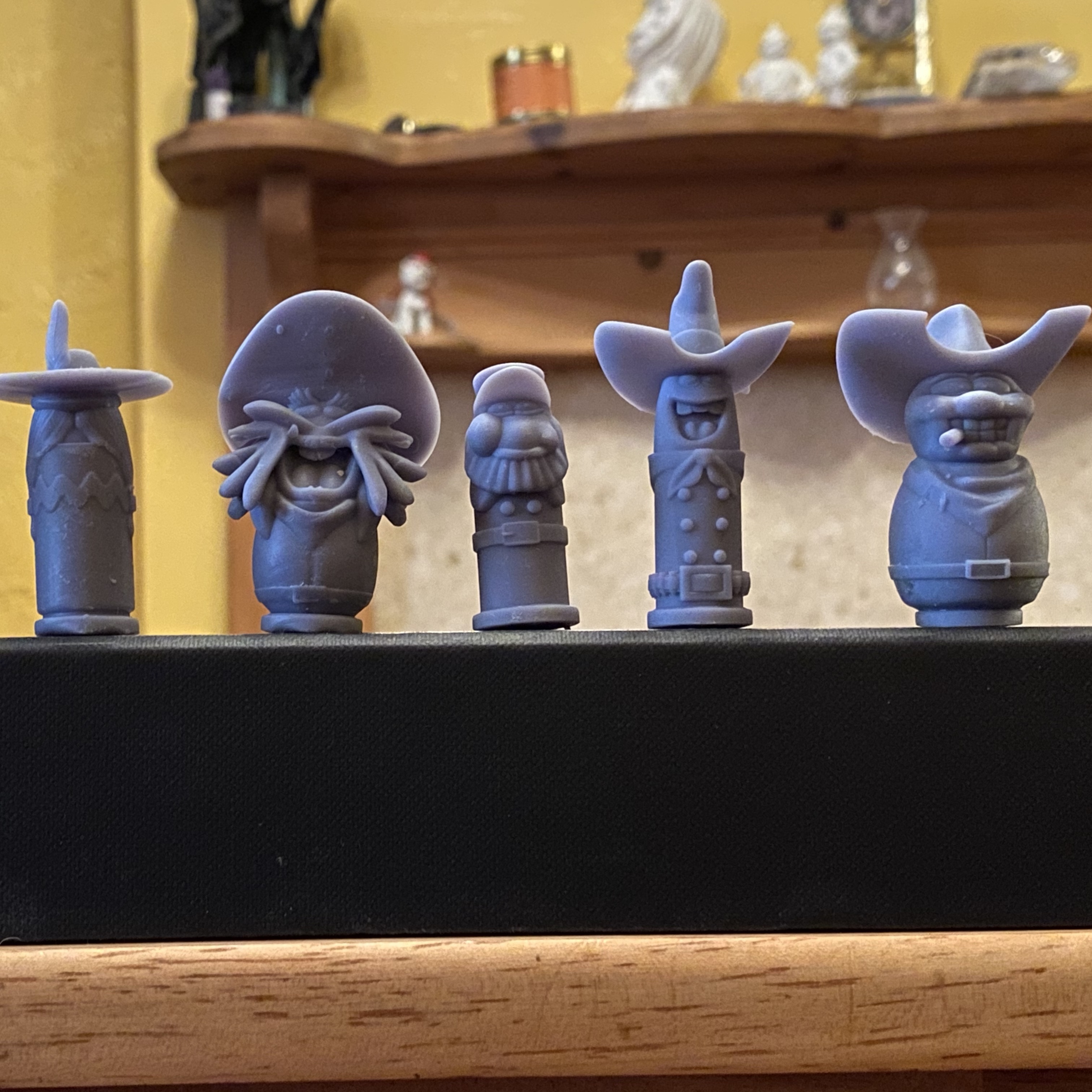 🐇 Rodger Rabbit Toon Gun and Bullets STL・ 3D File for ・Cults