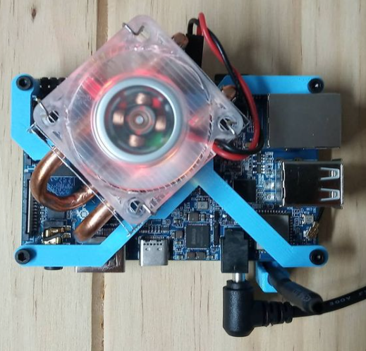 Impressão 3D de Pi 4B naranja・Cults