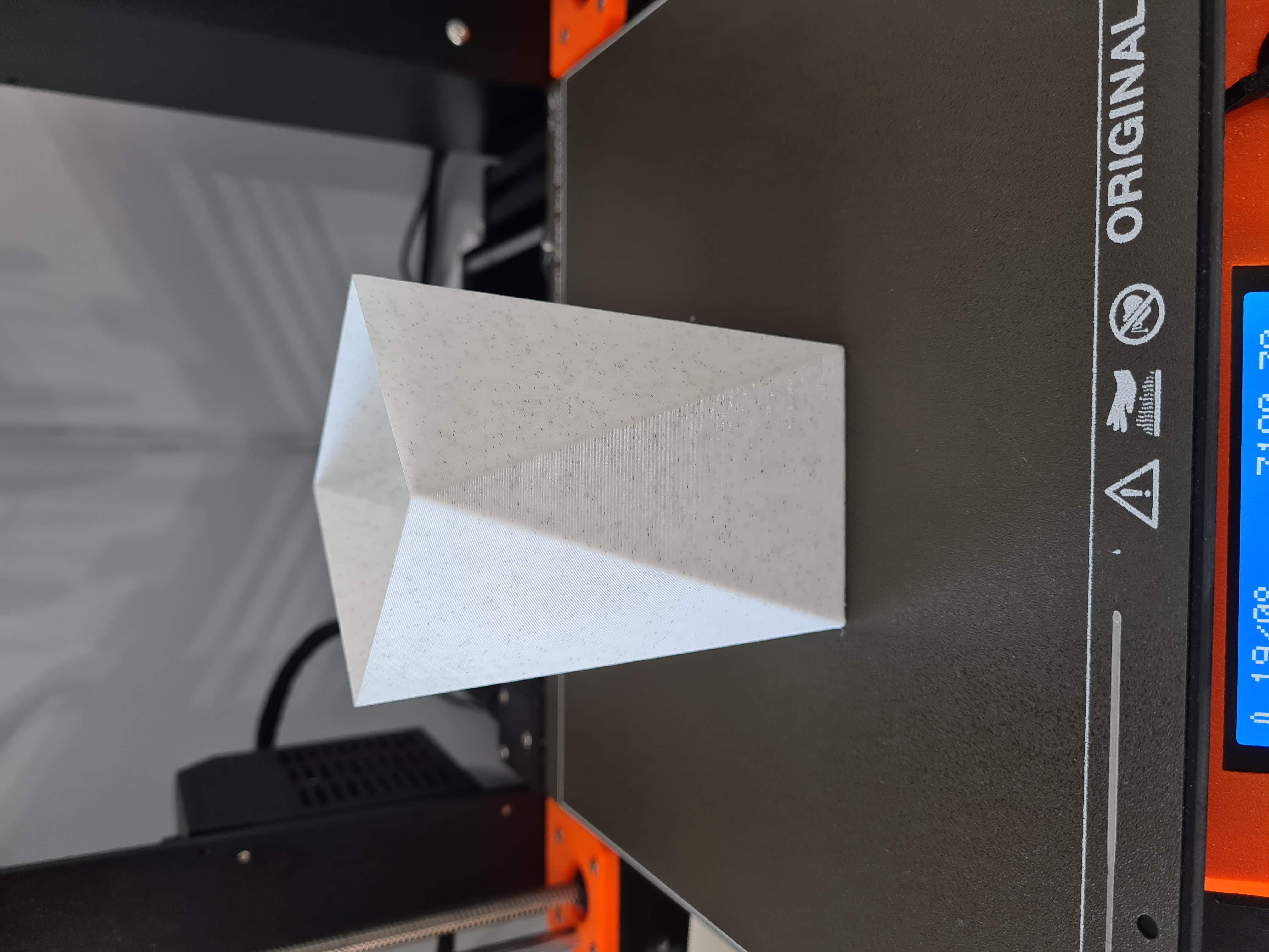 STL file Modern Planter with flats - 02 🪴 ・3D printing template to ...