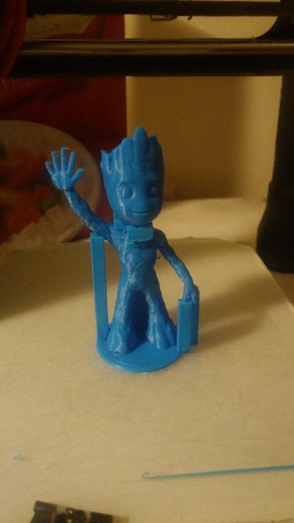 👶 baby groot standing waving w stand・Free STL File for ・Cults