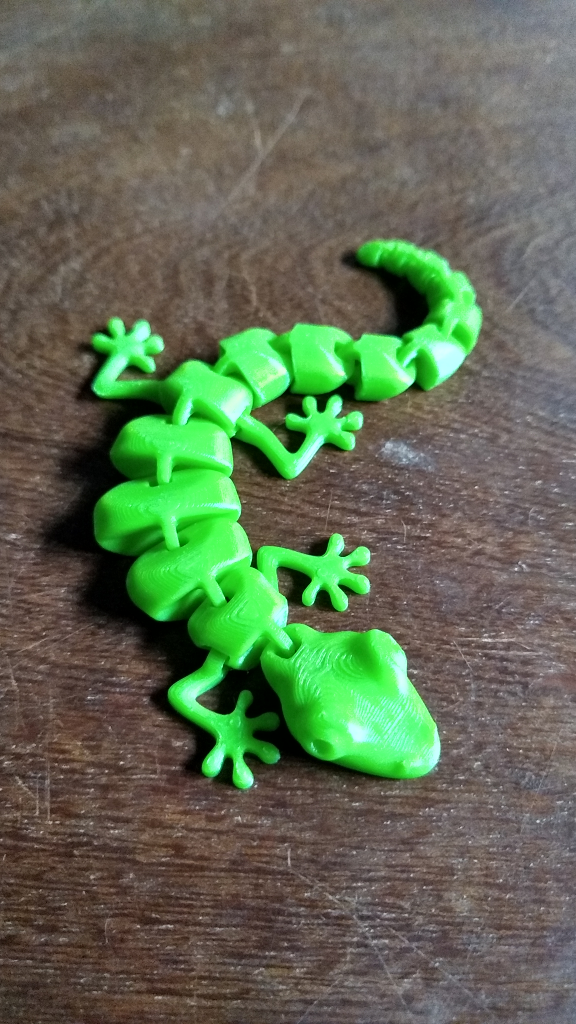 3D printing Articulated Lizard v2・Cults