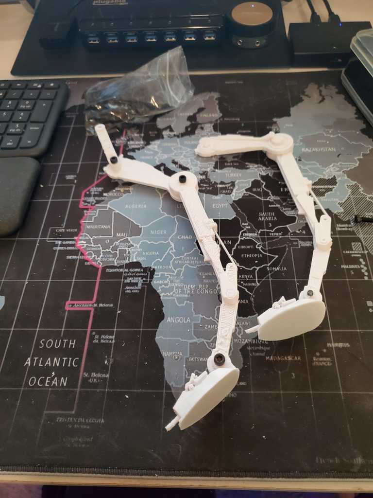 🦵 AT-ST Scout Walker - Leg Remix - Movable - Print Flatter・Free STL ...