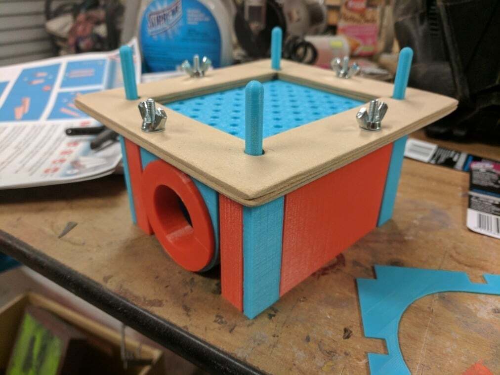 3D printable Rectangular Vacuum Former with legs・Cults