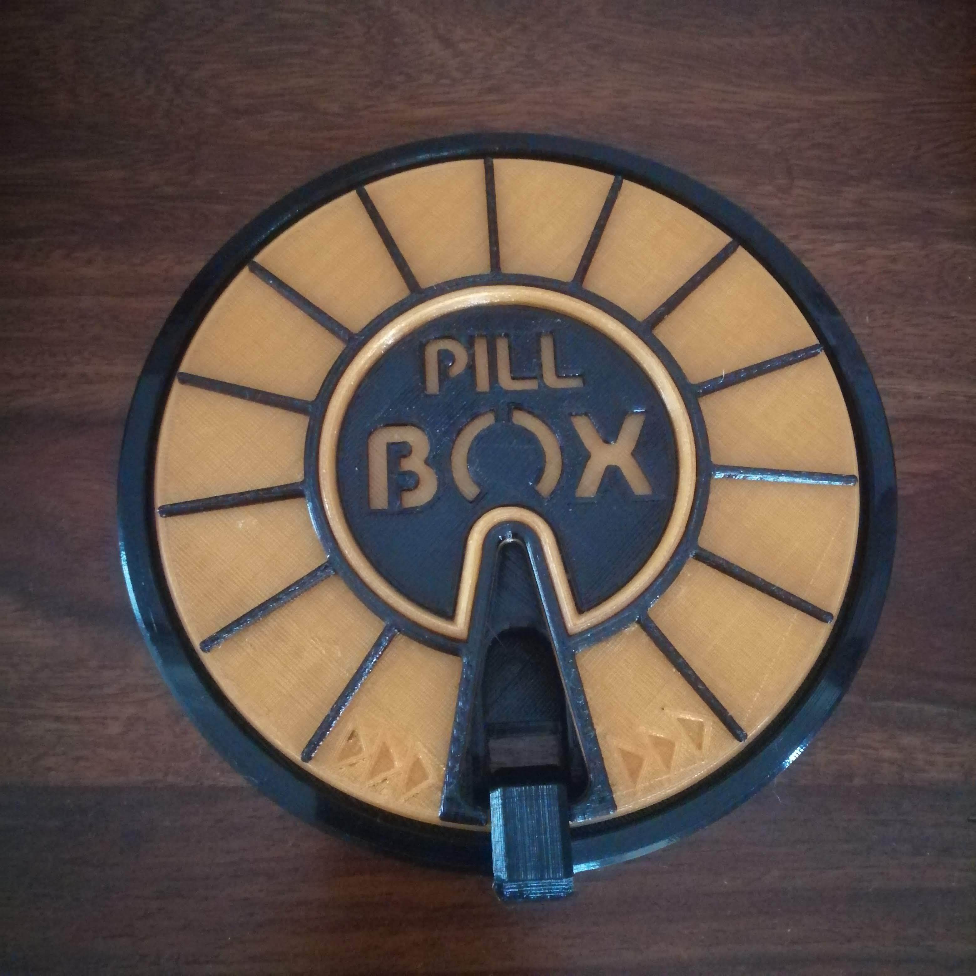 💊 Pill Box with AM PM Apertures V3 - It's Personal!・3D Print・Cults