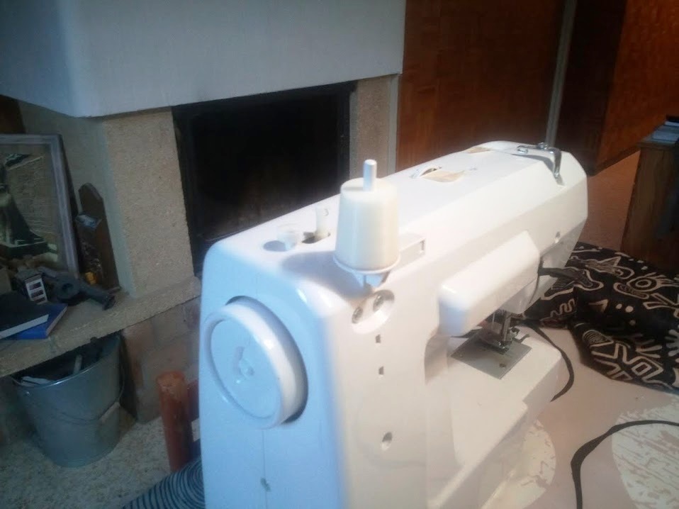 Free STL file OVERLOCK THREAD BOBBIN ADAPTER TO STANDARD SEWING MACHINE ...