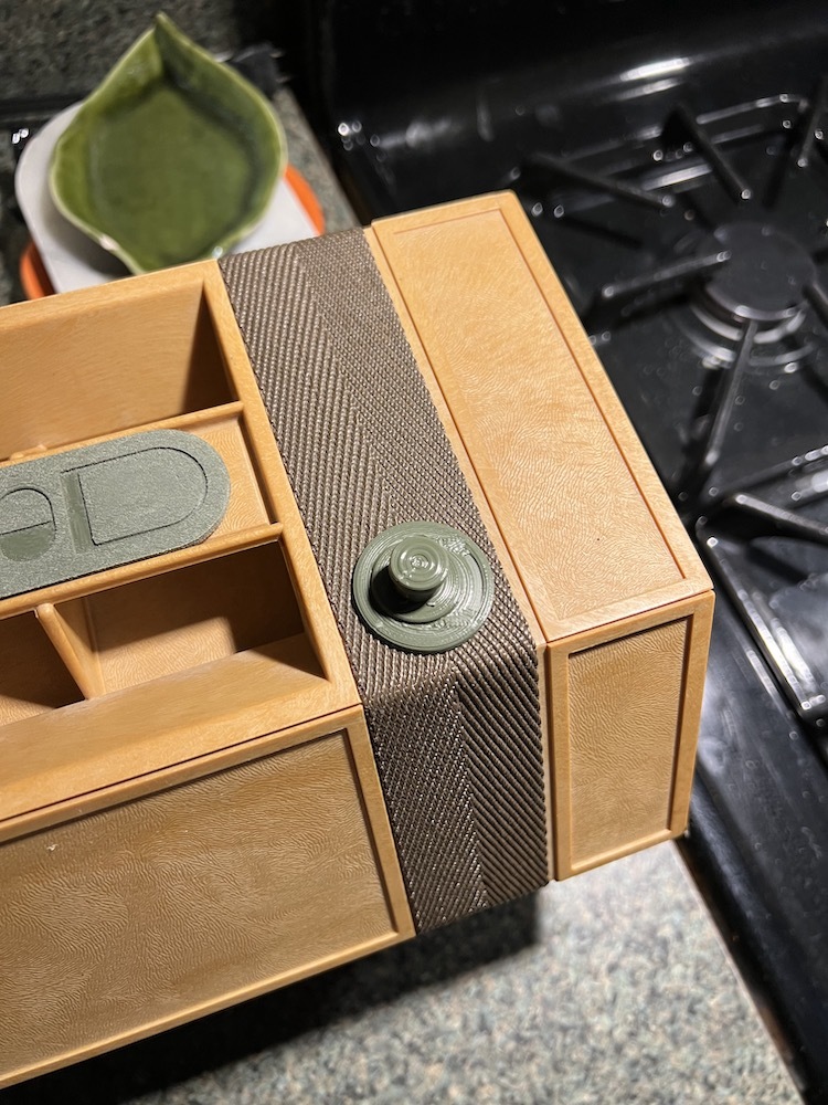 Archivo 3D gratis Cubierta del logotipo de Rolykit inspirada en Andor 🦸 ...