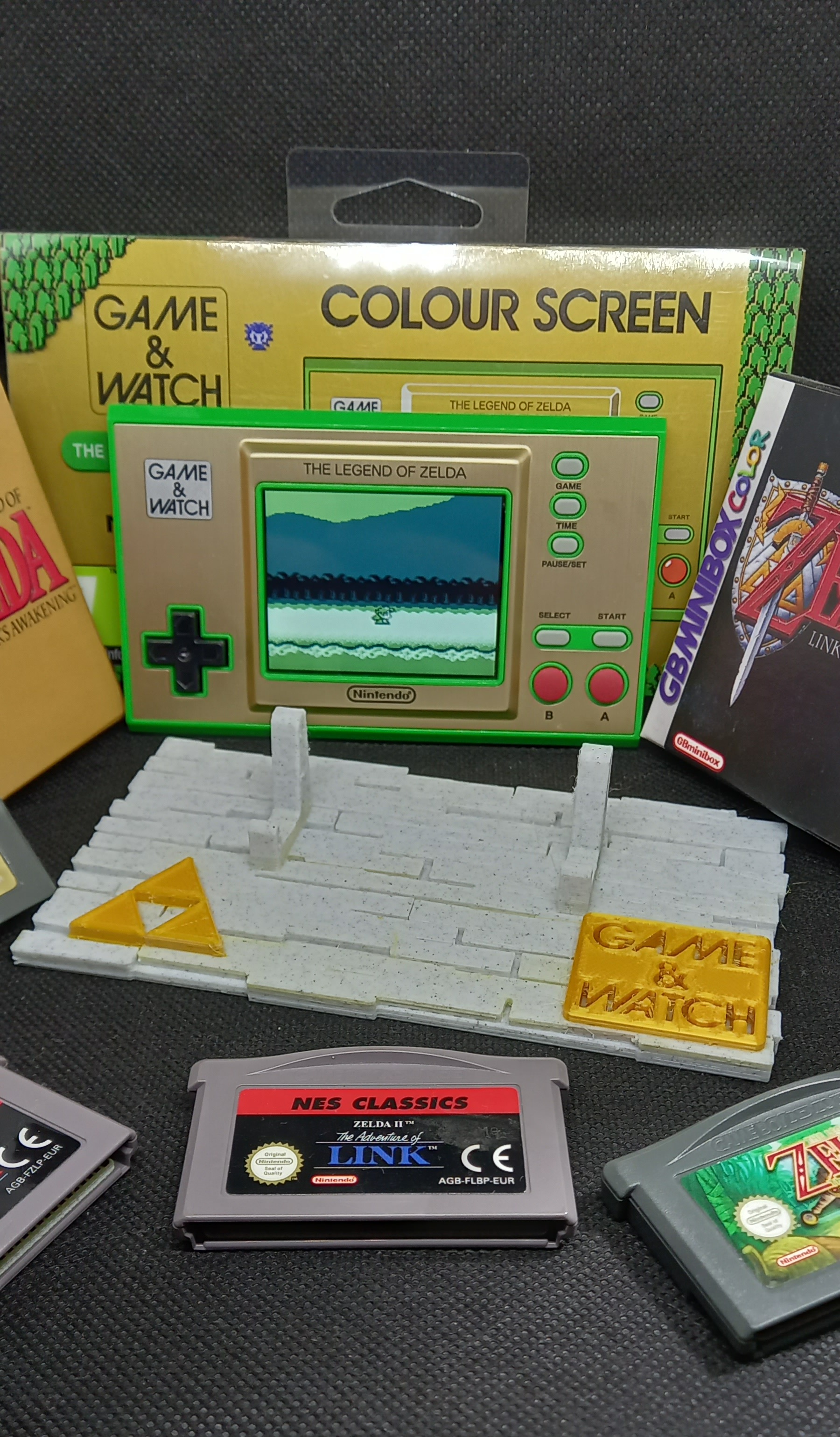 STL file Zelda G&W console stand 🎲 (GCODE)・Design to download and 3D ...